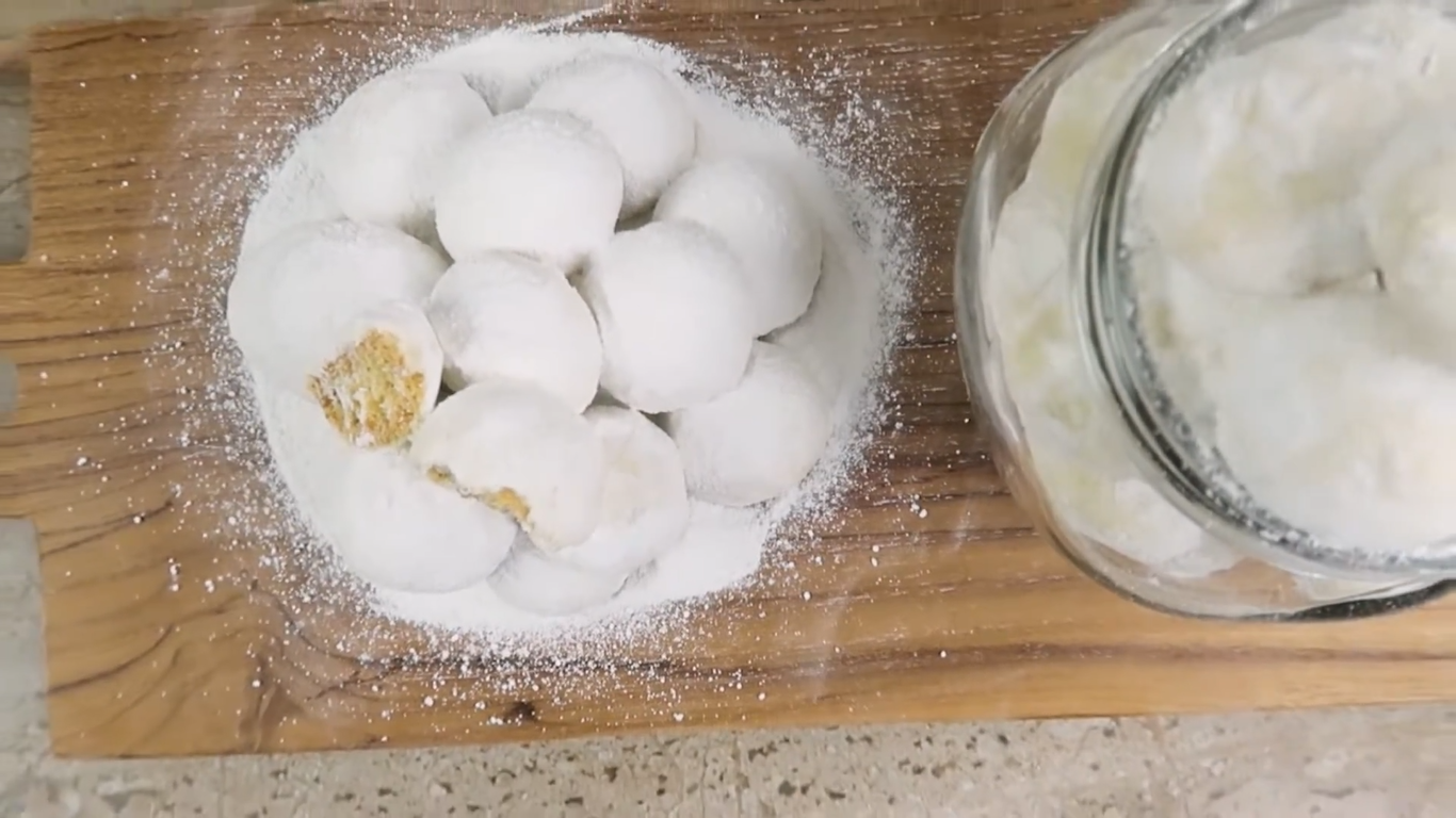 Resep Putri Salju Enak Terbaik dari Bamboe Indonesia